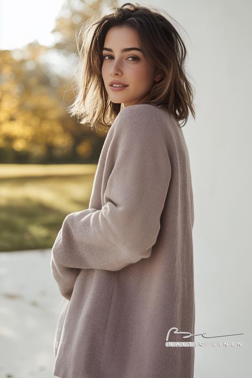 Golden Hour Beauty: Casual Linen Coat in Granada's Stunning Park ...